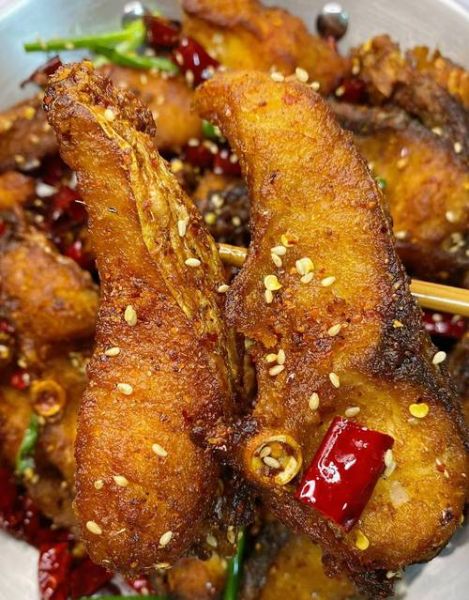 炸鱼块怎么做外酥里嫩_炸鱼块用什么鱼最好吃-第1张图片-山城妙识 炸鱼块怎么做外酥里嫩_炸鱼块用什么鱼最好吃-第1张图片-山城妙识