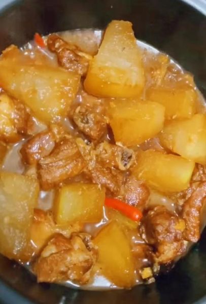 排骨焖冬瓜怎么做_冬瓜炖排骨要焯水吗-第3张图片-山城妙识