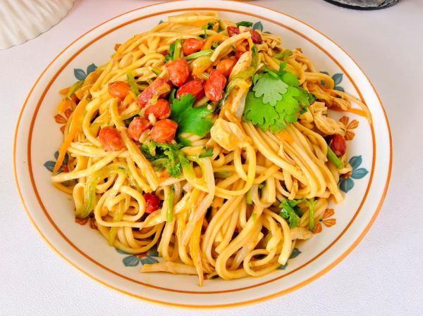 凉拌鸡丝面酱汁怎么调_凉拌鸡丝面酱汁配方-第3张图片-山城妙识 凉拌鸡丝面酱汁怎么调_凉拌鸡丝面酱汁配方-第3张图片-山城妙识