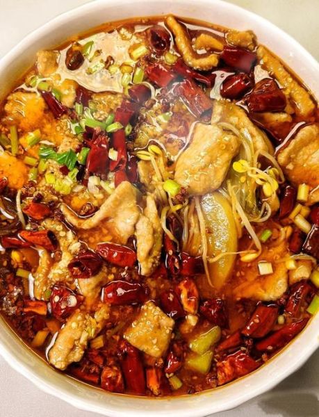 水煮肉片怎么做_水煮肉片简单家常做法-第1张图片-山城妙识