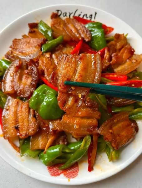 回锅肉炒什么好吃_回锅肉配菜推荐-第2张图片-山城妙识 回锅肉炒什么好吃_回锅肉配菜推荐-第2张图片-山城妙识