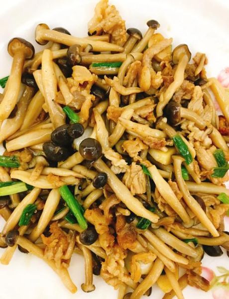 姬菇炒肉片怎么做_姬菇炒肉片用焯水吗-第1张图片-山城妙识