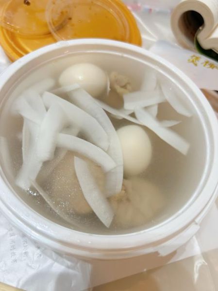 椰子煲什么汤好喝_椰子搭配什么煲汤最佳-第1张图片-山城妙识