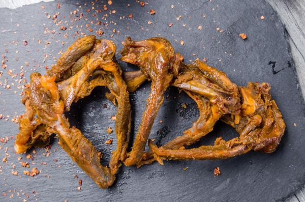 鸭锁骨是鸭子的哪个部位_鸭锁骨和鸭脖的区别-第3张图片-山城妙识