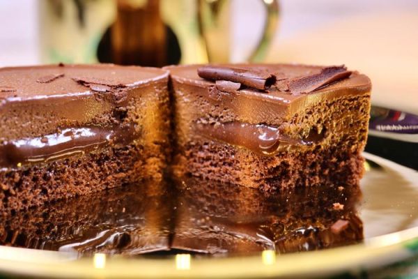 熔岩蛋糕里面熟了吗_如何判断流心状态-第1张图片-山城妙识