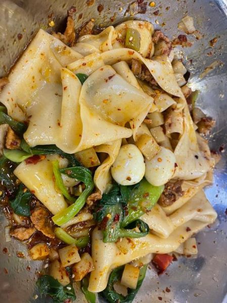 裤带面怎么做好吃_裤带面正宗做法-第2张图片-山城妙识 裤带面怎么做好吃_裤带面正宗做法-第2张图片-山城妙识