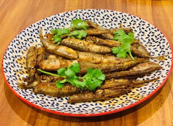 炖多春鱼的做法大全_多春鱼怎么炖不腥-第2张图片-山城妙识