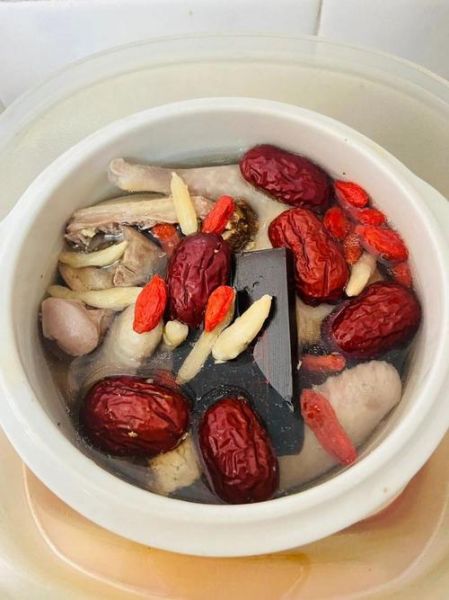 滋补养颜的食物有哪些_女人吃什么对皮肤好-第3张图片-山城妙识 滋补养颜的食物有哪些_女人吃什么对皮肤好-第3张图片-山城妙识