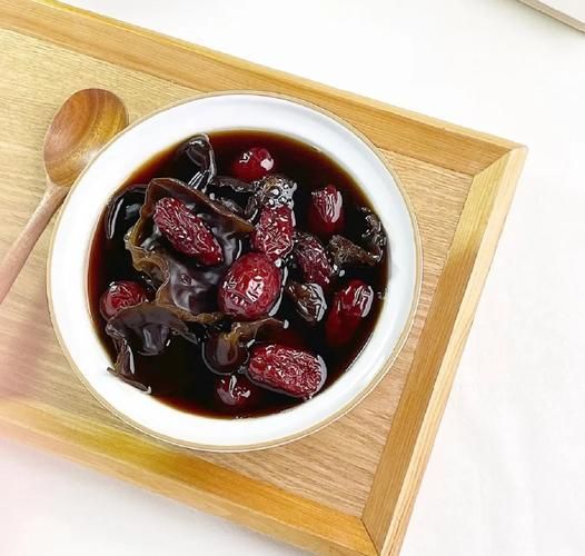 木耳汤怎么做好吃_木耳汤的家常做法大全-第1张图片-山城妙识