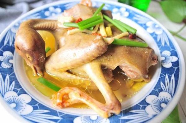 鸽子怎么蒸好吃_清蒸乳鸽的秘诀-第1张图片-山城妙识