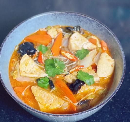 素乱炖一锅鲜怎么做_素乱炖一锅鲜的家常做法-第1张图片-山城妙识