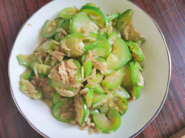 虾皮炒西葫芦怎么做_虾皮炒西葫芦热量高吗-第2张图片-山城妙识