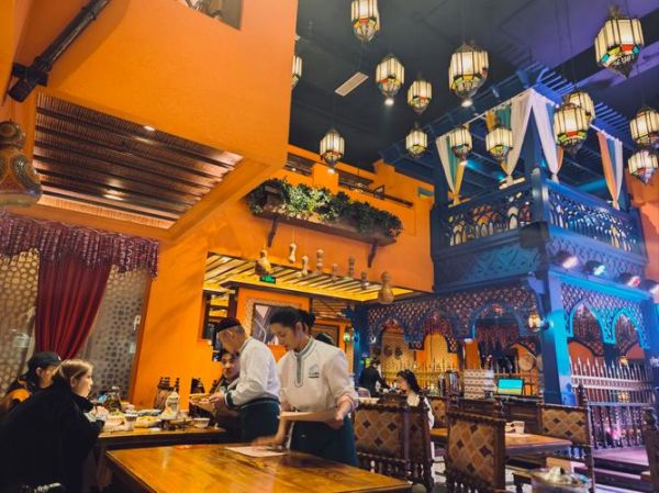 新疆餐厅装修风格_如何打造异域风情-第2张图片-山城妙识 新疆餐厅装修风格_如何打造异域风情-第2张图片-山城妙识