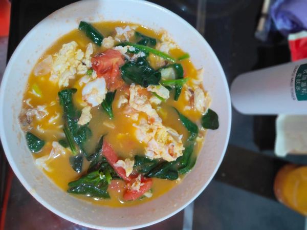 西红柿菠菜鸡蛋汤的做法_西红柿菠菜鸡蛋汤的营养价值-第3张图片-山城妙识 西红柿菠菜鸡蛋汤的做法_西红柿菠菜鸡蛋汤的营养价值-第3张图片-山城妙识