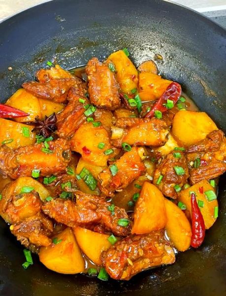 牛排骨怎么做好吃_牛排骨的做法大全视频-第1张图片-山城妙识