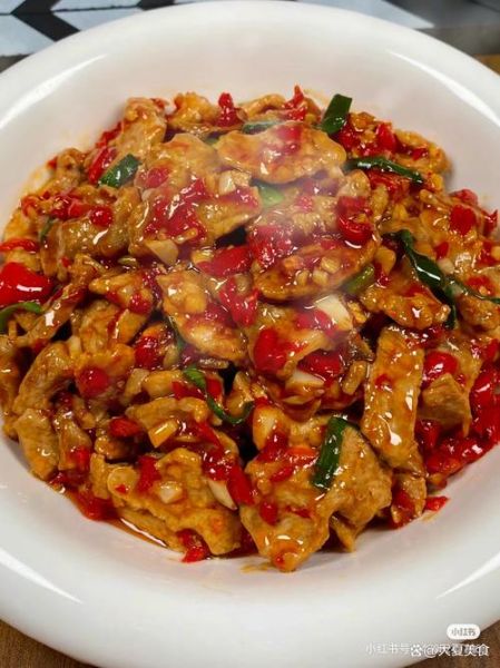 剁辣椒可以做什么菜_剁椒怎么做好吃-第1张图片-山城妙识