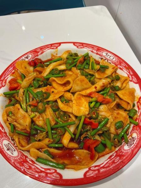 猫耳朵怎么做_猫耳朵面片怎么和面-第1张图片-山城妙识