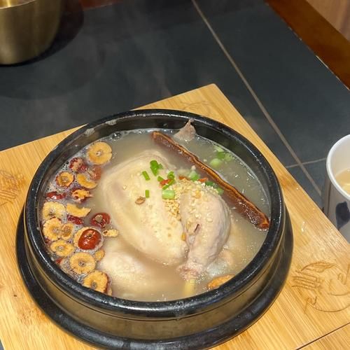 烧鸡汤放什么东西好喝_放什么食材最鲜-第3张图片-山城妙识