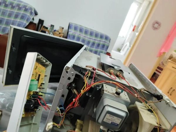 微波炉不加热怎么修_微波炉维修费用大概多少-第1张图片-山城妙识