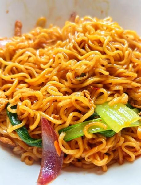 怎么炒方便面简单又好吃_炒方便面需要几分钟-第2张图片-山城妙识 怎么炒方便面简单又好吃_炒方便面需要几分钟-第2张图片-山城妙识