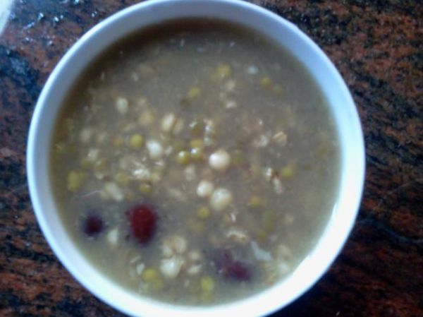 红枣绿豆汤的功效与作用_红枣绿豆汤的禁忌-第3张图片-山城妙识