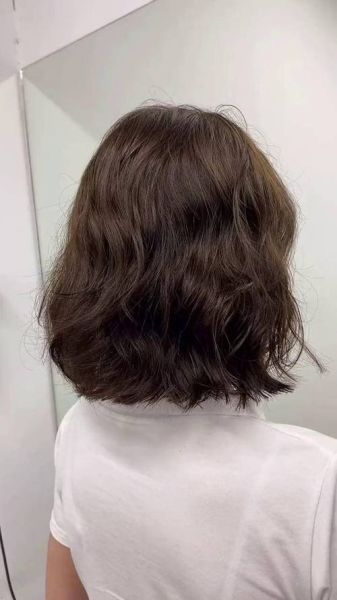 蛋卷头短发适合什么脸型_蛋卷头短发怎么打理-第3张图片-山城妙识