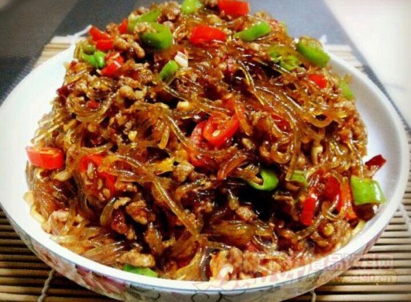 蚂蚁上树是啥姿势_怎么做才正确-第1张图片-山城妙识