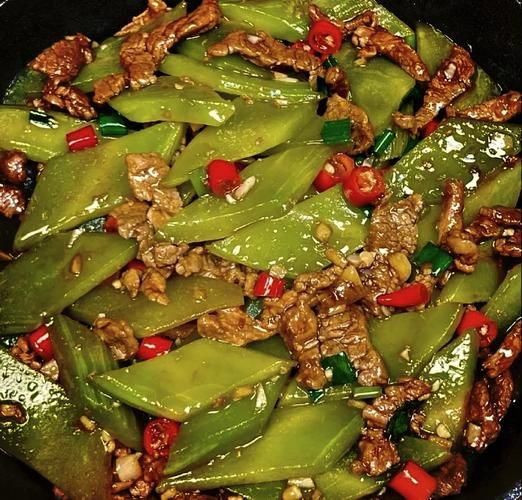 莴笋炒肉怎么炒好吃_莴笋炒肉用焯水吗-第2张图片-山城妙识