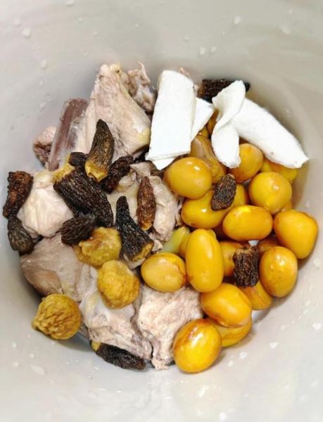 凤眼果煲排骨汤的功效_孕妇能喝吗-第3张图片-山城妙识