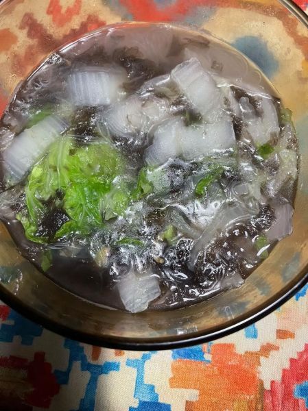 紫菜粉丝汤怎么做_紫菜粉丝汤需要焯水吗-第3张图片-山城妙识 紫菜粉丝汤怎么做_紫菜粉丝汤需要焯水吗-第3张图片-山城妙识