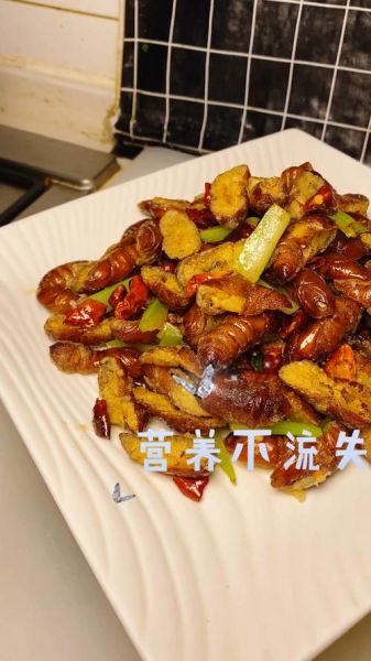 开边蚕蛹怎么做好吃_家常开边蚕蛹做法-第3张图片-山城妙识