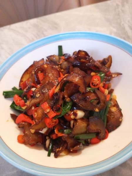 猪头肉炒什么好吃_经典搭配推荐-第1张图片-山城妙识