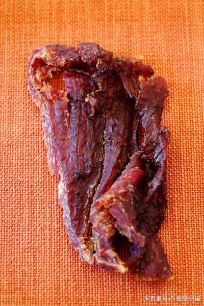 夏天腌制咸肉怎么风干_夏天咸肉风干多久可以吃-第2张图片-山城妙识