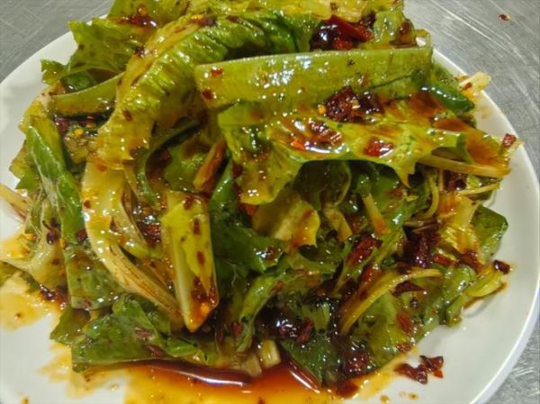 活捉莴笋怎么炒好吃_活捉莴笋的做法窍门-第1张图片-山城妙识