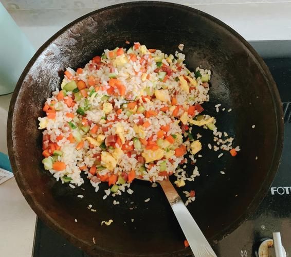 什锦炒饭怎么做_什锦炒饭家常做法-第3张图片-山城妙识 什锦炒饭怎么做_什锦炒饭家常做法-第3张图片-山城妙识