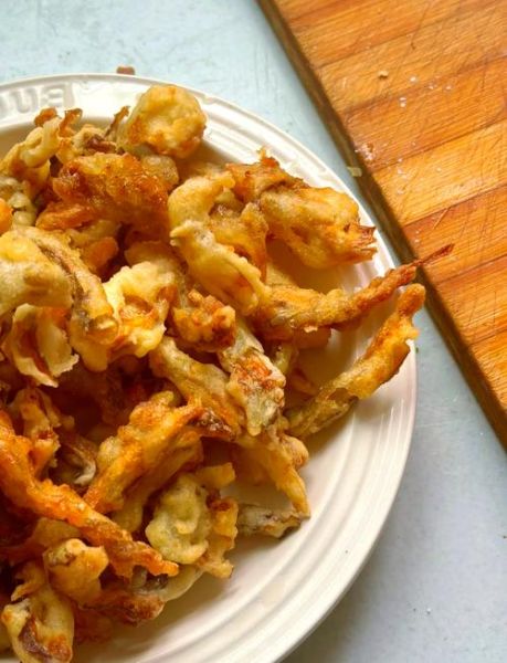 干炸蘑菇的做法是什么_干炸蘑菇怎么做才酥脆-第1张图片-山城妙识 干炸蘑菇的做法是什么_干炸蘑菇怎么做才酥脆-第1张图片-山城妙识