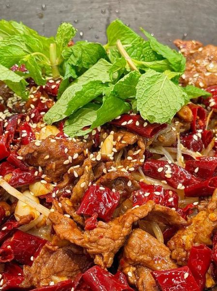 川味干锅牛肉怎么做_干锅牛肉最正宗的做法-第1张图片-山城妙识