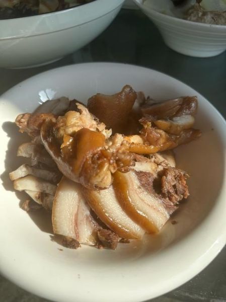 猪头肉怎么做最正宗_猪头肉最正宗的做法-第3张图片-山城妙识