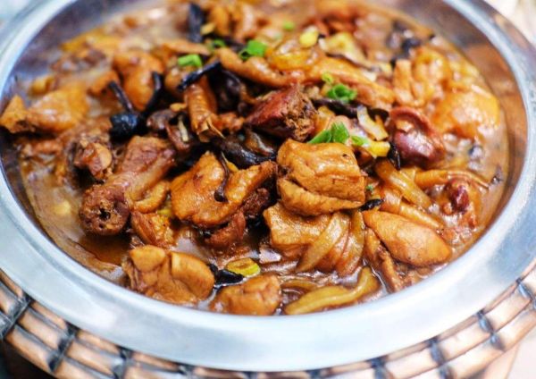 小鸡炖蘑菇的由来_东北名菜起源故事-第2张图片-山城妙识