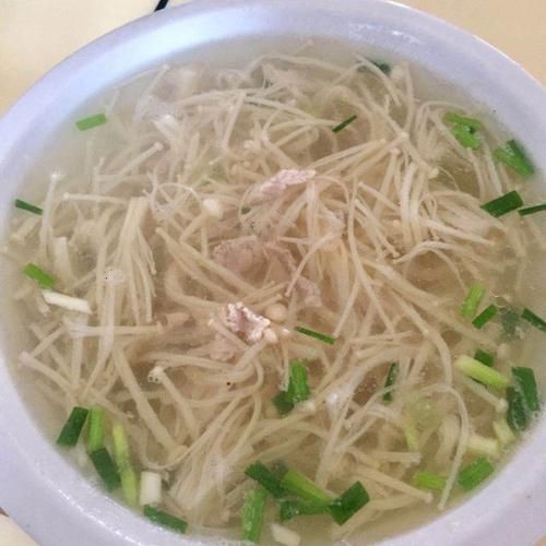 瘦肉金针菇汤怎么做好喝_瘦肉金针菇汤的做法窍门-第3张图片-山城妙识