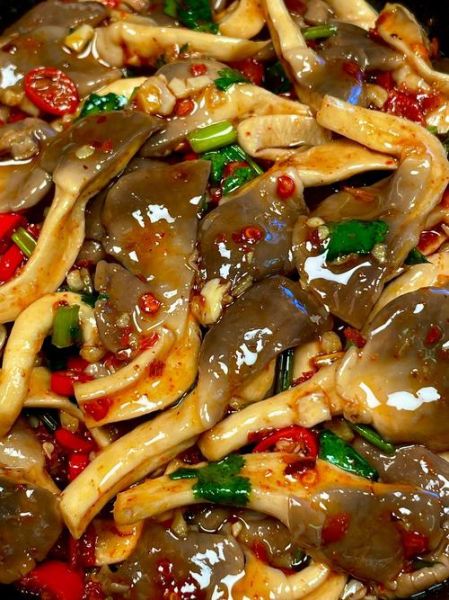 干煸平菇怎么做_干煸平菇用焯水吗-第3张图片-山城妙识