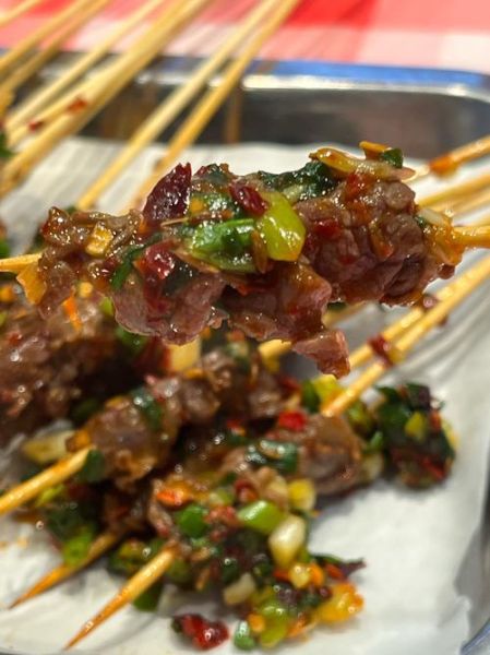 铁板牛肉小串怎么做_铁板牛肉小串热量高吗-第1张图片-山城妙识 铁板牛肉小串怎么做_铁板牛肉小串热量高吗-第1张图片-山城妙识