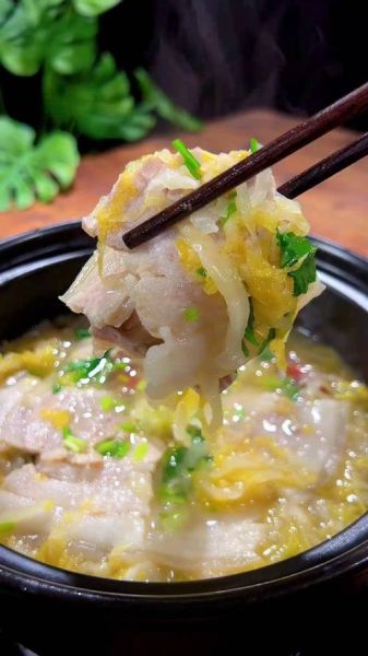 酸菜白肉最正宗的做法_酸菜白肉怎么做才好吃-第2张图片-山城妙识 酸菜白肉最正宗的做法_酸菜白肉怎么做才好吃-第2张图片-山城妙识