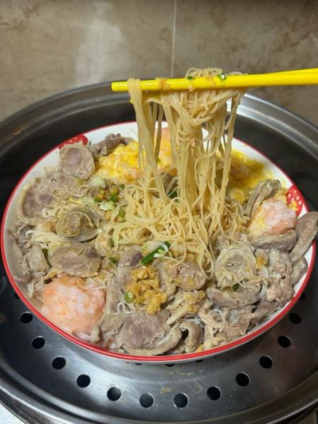 蒸米粉怎么蒸才不粘_家常蒸米粉做法-第1张图片-山城妙识