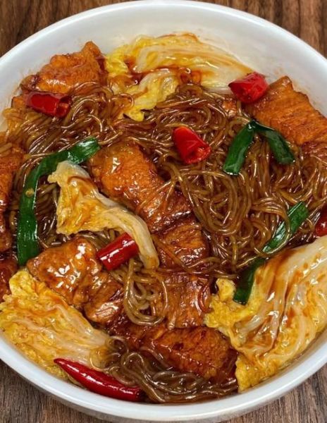 粉条炒肉怎么炒不粘锅_粉条炒肉家常做法视频-第1张图片-山城妙识