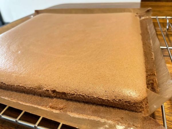 巧克力脆皮蛋糕怎么做_为什么脆皮会裂开-第1张图片-山城妙识