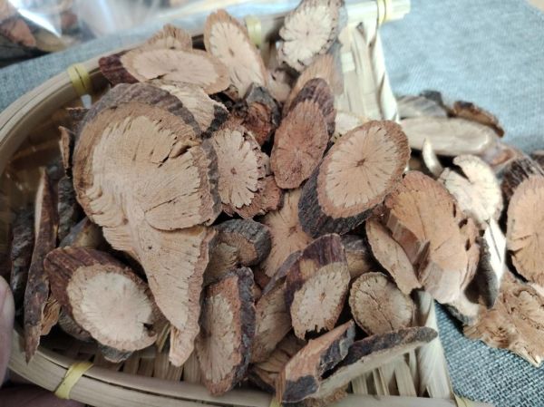 首乌藤有毒吗_首乌藤副作用与禁忌-第2张图片-山城妙识 首乌藤有毒吗_首乌藤副作用与禁忌-第2张图片-山城妙识