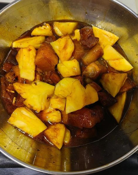 菠萝烧肉怎么做_菠萝烧肉的家常做法-第3张图片-山城妙识