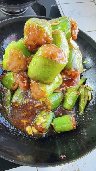 下饭剁青椒怎么做_剁青椒能保存多久-第2张图片-山城妙识 下饭剁青椒怎么做_剁青椒能保存多久-第2张图片-山城妙识