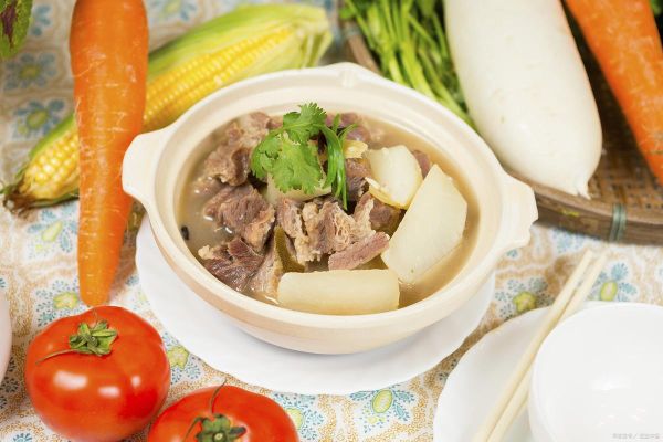 羊肉炖胡萝卜的做法大全_怎么炖才不膻-第1张图片-山城妙识
